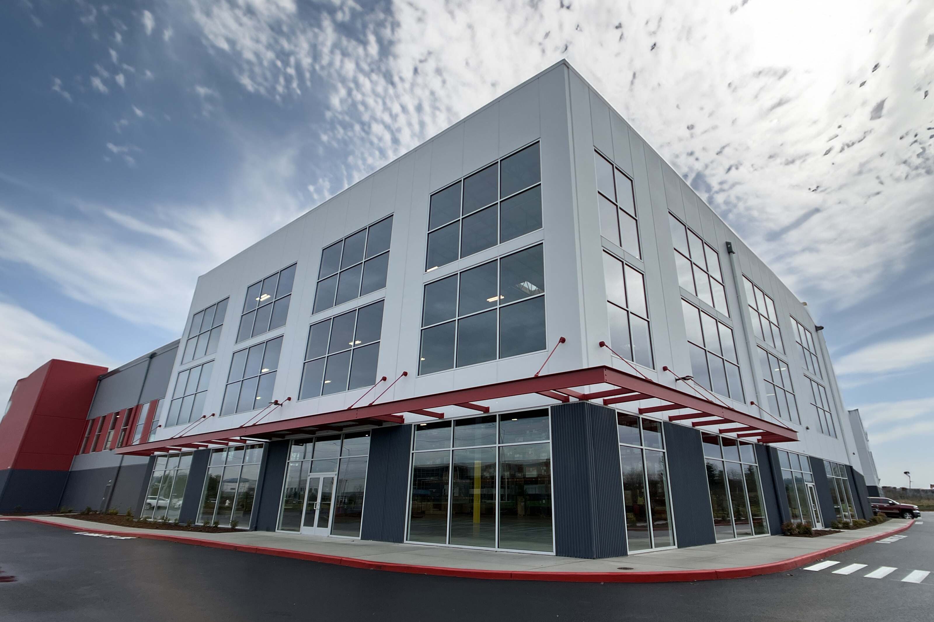 Catalyst Workplace Activation | Catalyst Logistics Center - Kent, WA