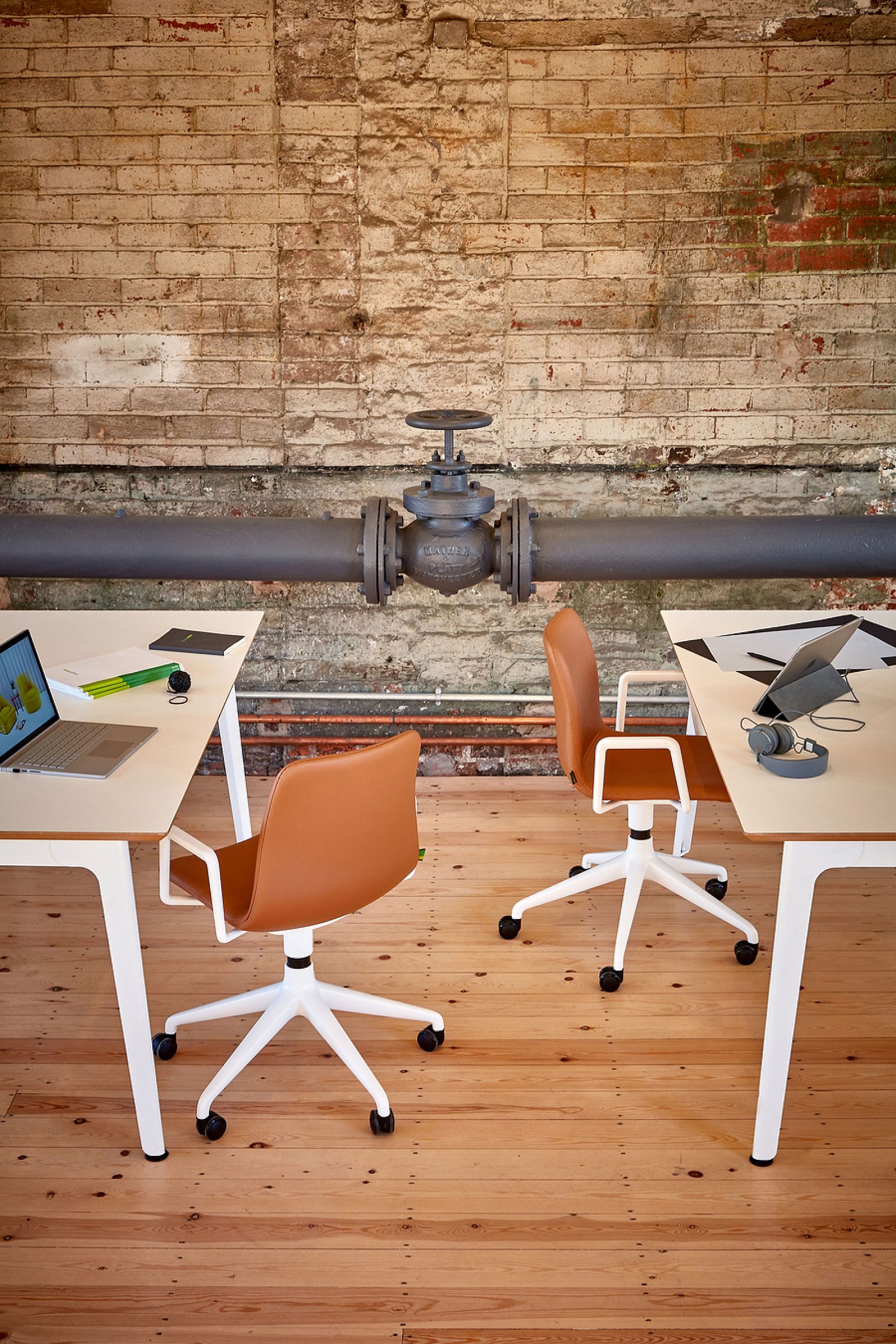 Catalyst Workplace Activation | Viv Chair
